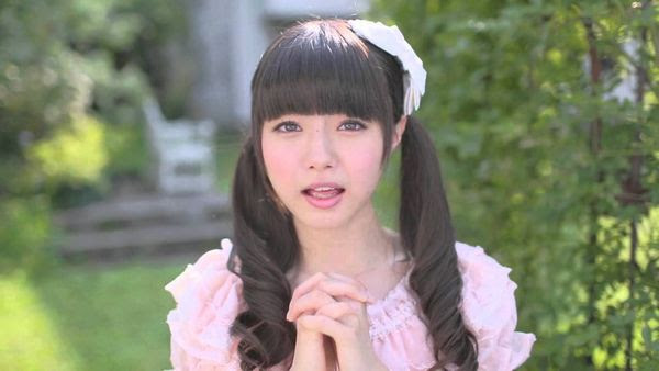 O que são as garotas Burikko? - Hero Factory Brazil